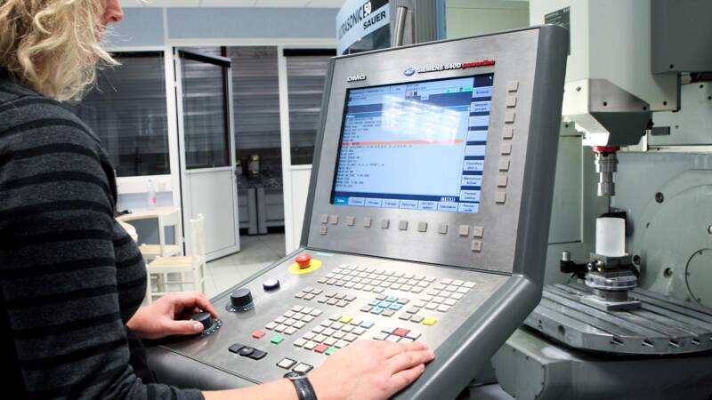 Custom Optical Windows | Wintech Groupe